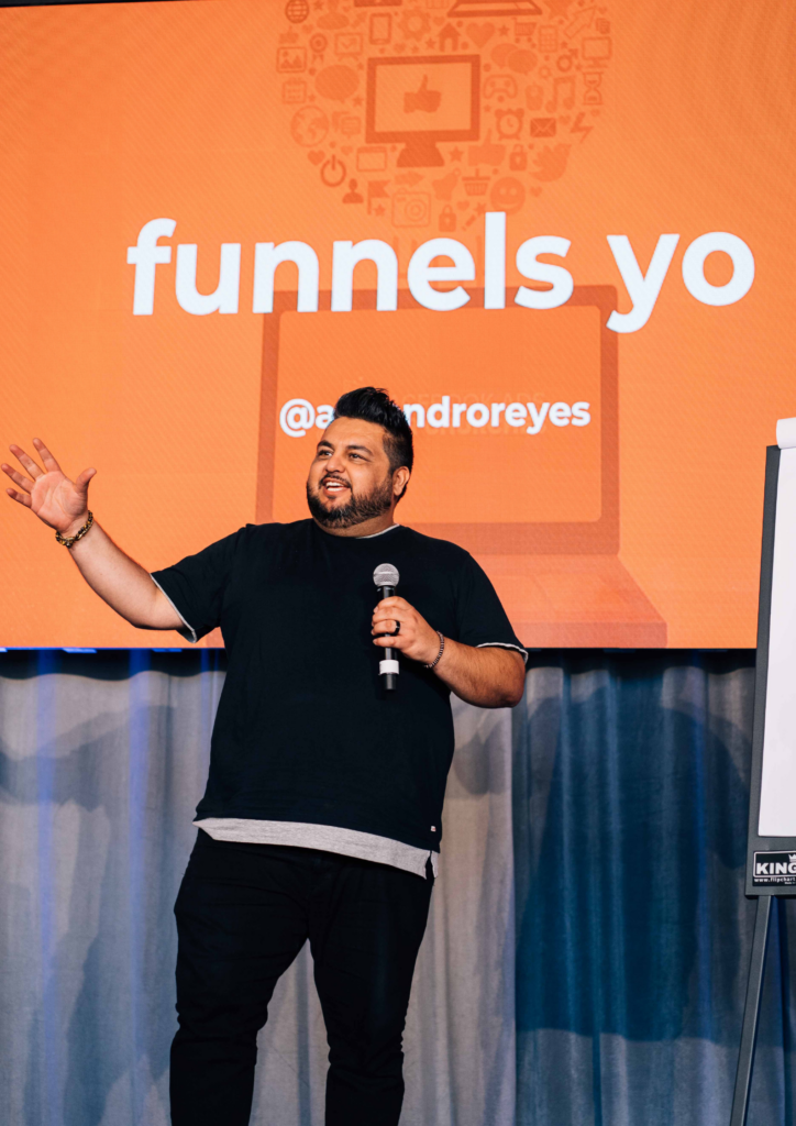 ALEJANDRO REYES | How to Turn Your Audience Into a Money-Making Business
